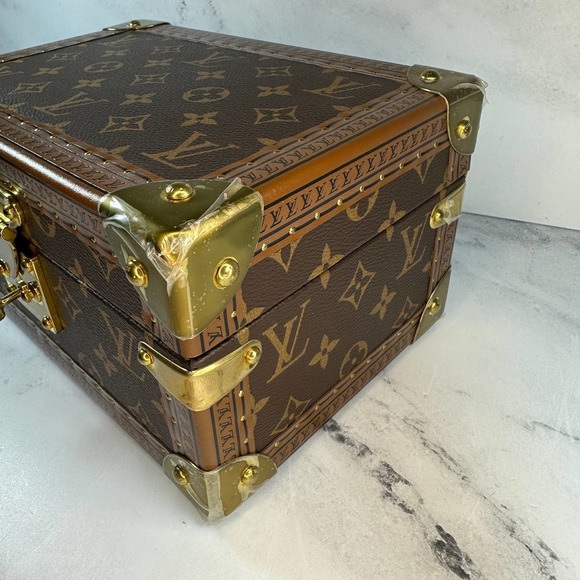 Louis Vuitton | Bags | Louis Vuitton Monogram Trunk Coffret Tresor 24 ...